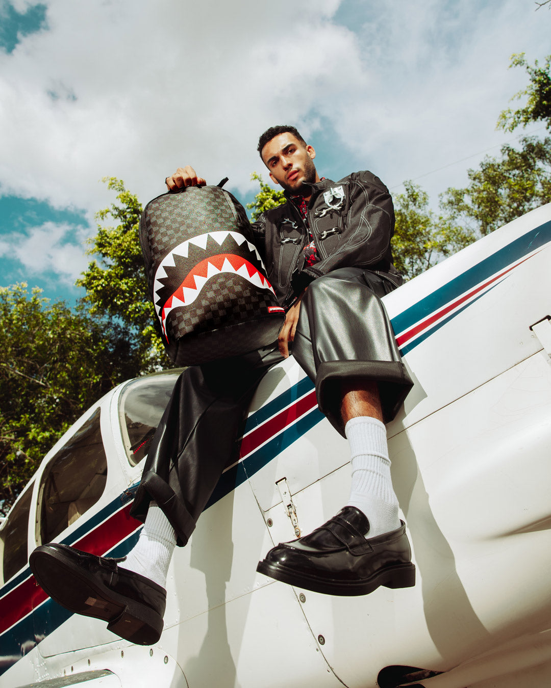 ATOMIC VAPOR SHARK BACKPACK – SPRAYGROUND®