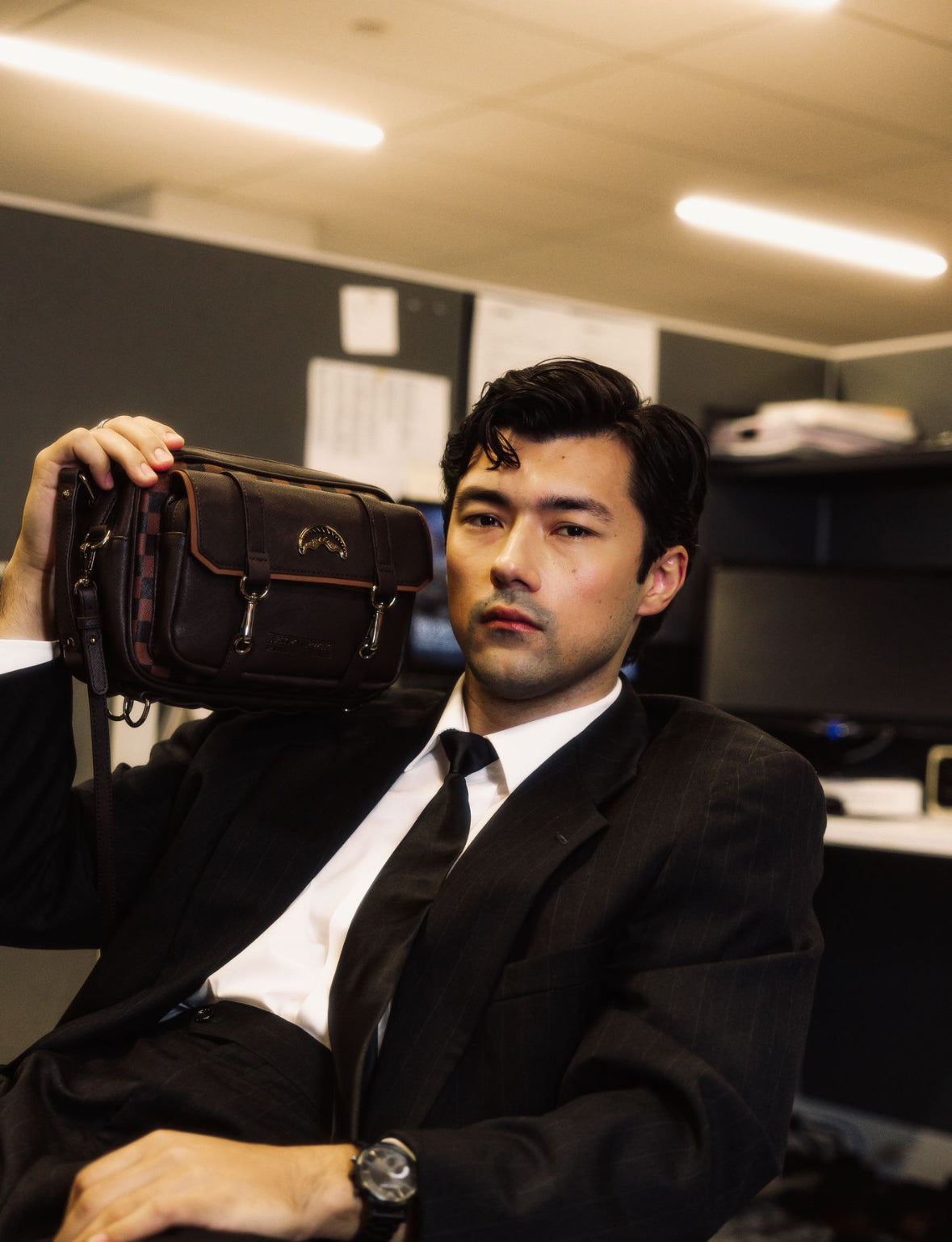 CHECKMATE ROYALE MESSENGER BRICK BAG – SPRAYGROUND®