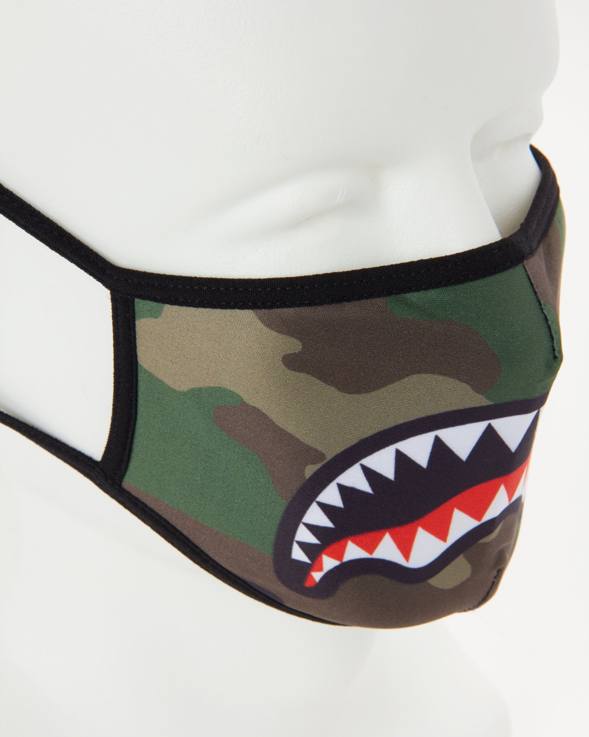 CAMO SHARKMOUTH FORM-FITTING MASK – SPRAYGROUND®