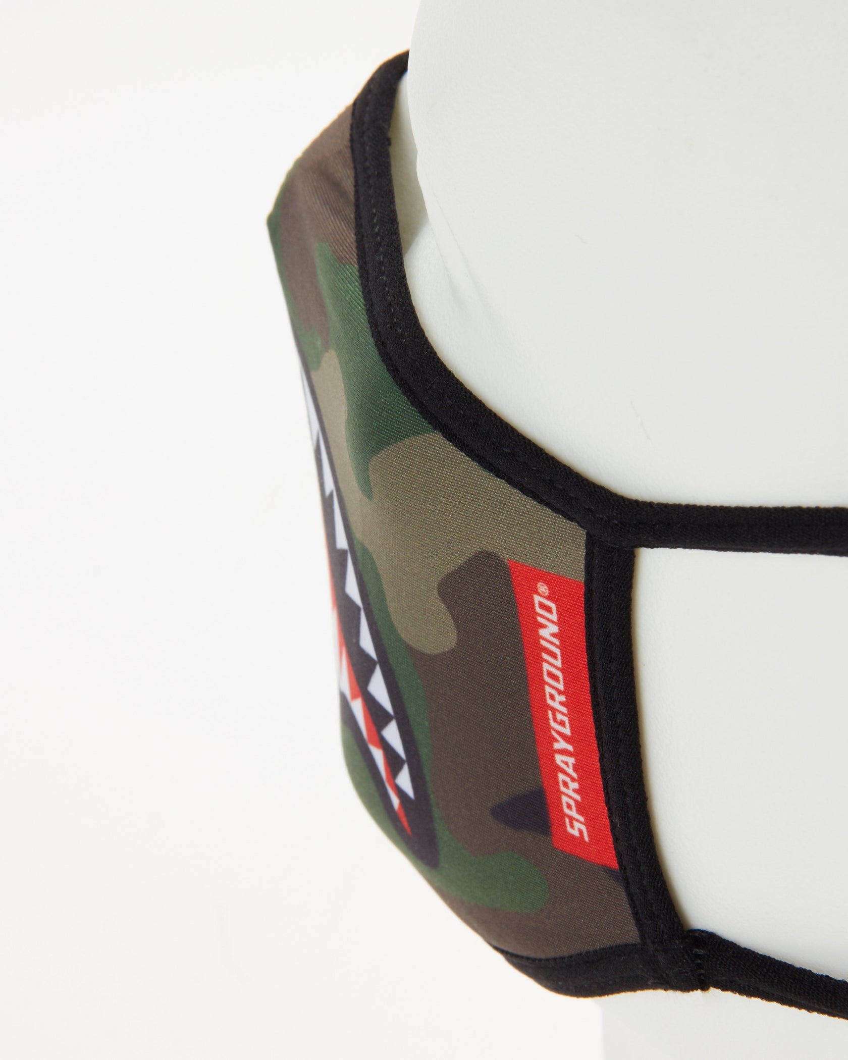 CAMO SHARKMOUTH FORM-FITTING MASK – SPRAYGROUND®