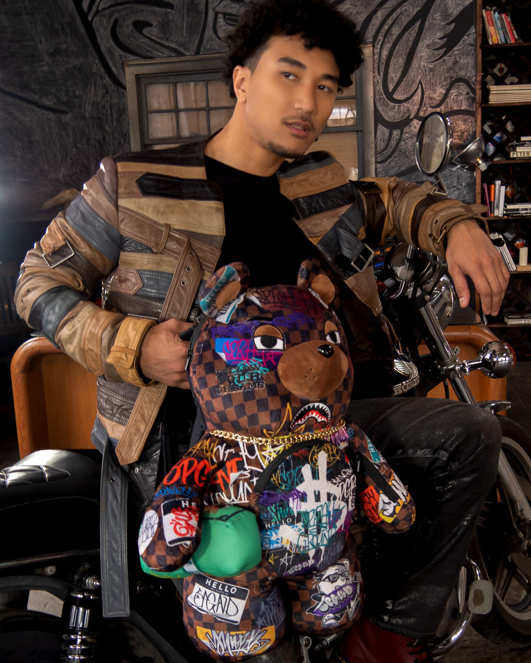 SHARKS IN PARIS THE RIZZ MONEYBEAR TEDDYBEAR BACKPACK – SPRAYGROUND®